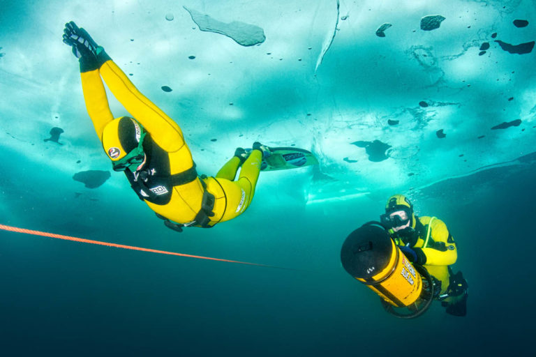 New World record in free diving under the ice - The Scuba News