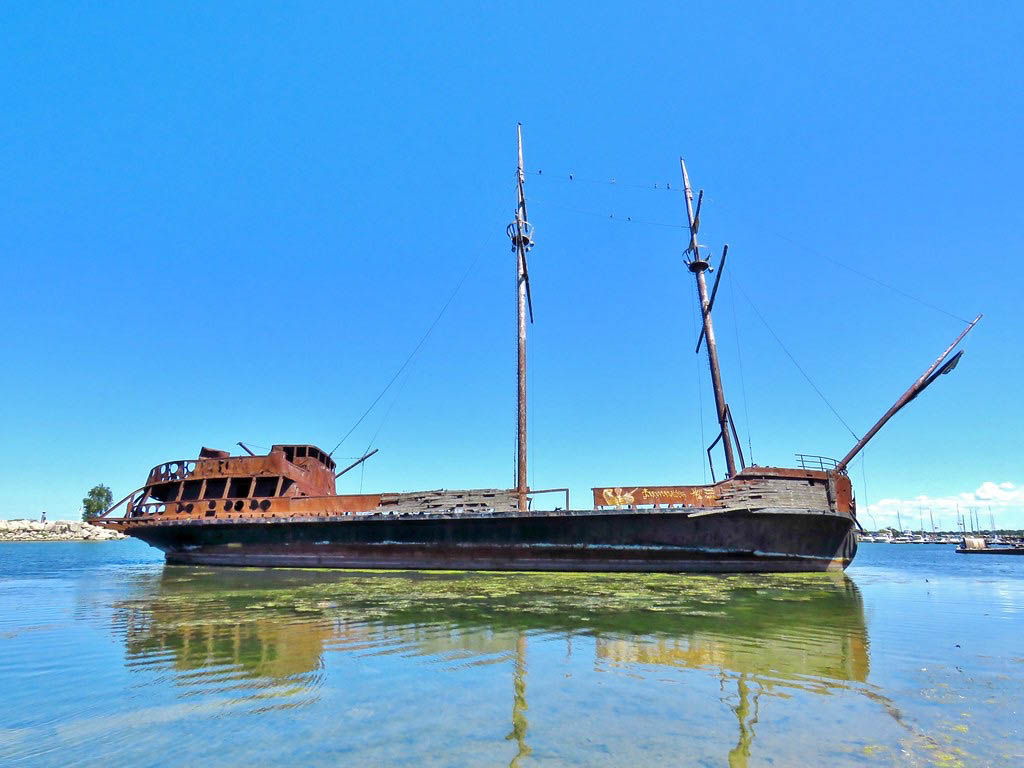 Grande Hermine: Abandoned But Not Forgotten - The Scuba News