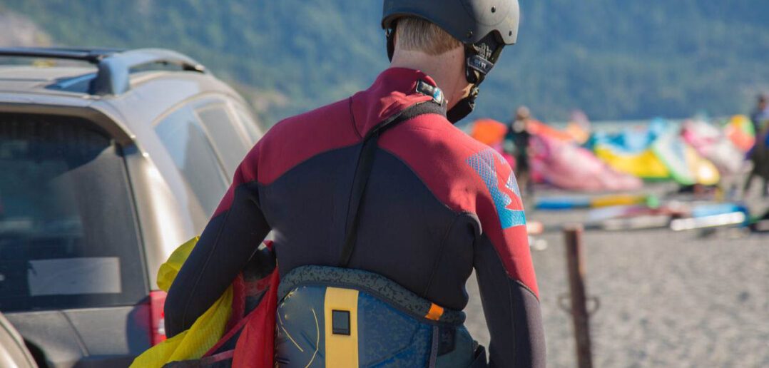 6 Clothing Items To Wear Right After Scuba Diving - The Scuba News
