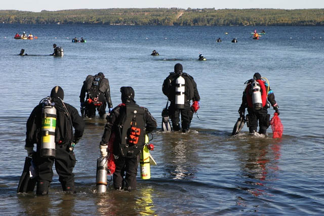 Join the 22nd Annual Sylvan Lake Underwater Clean Up - The Scuba News ...